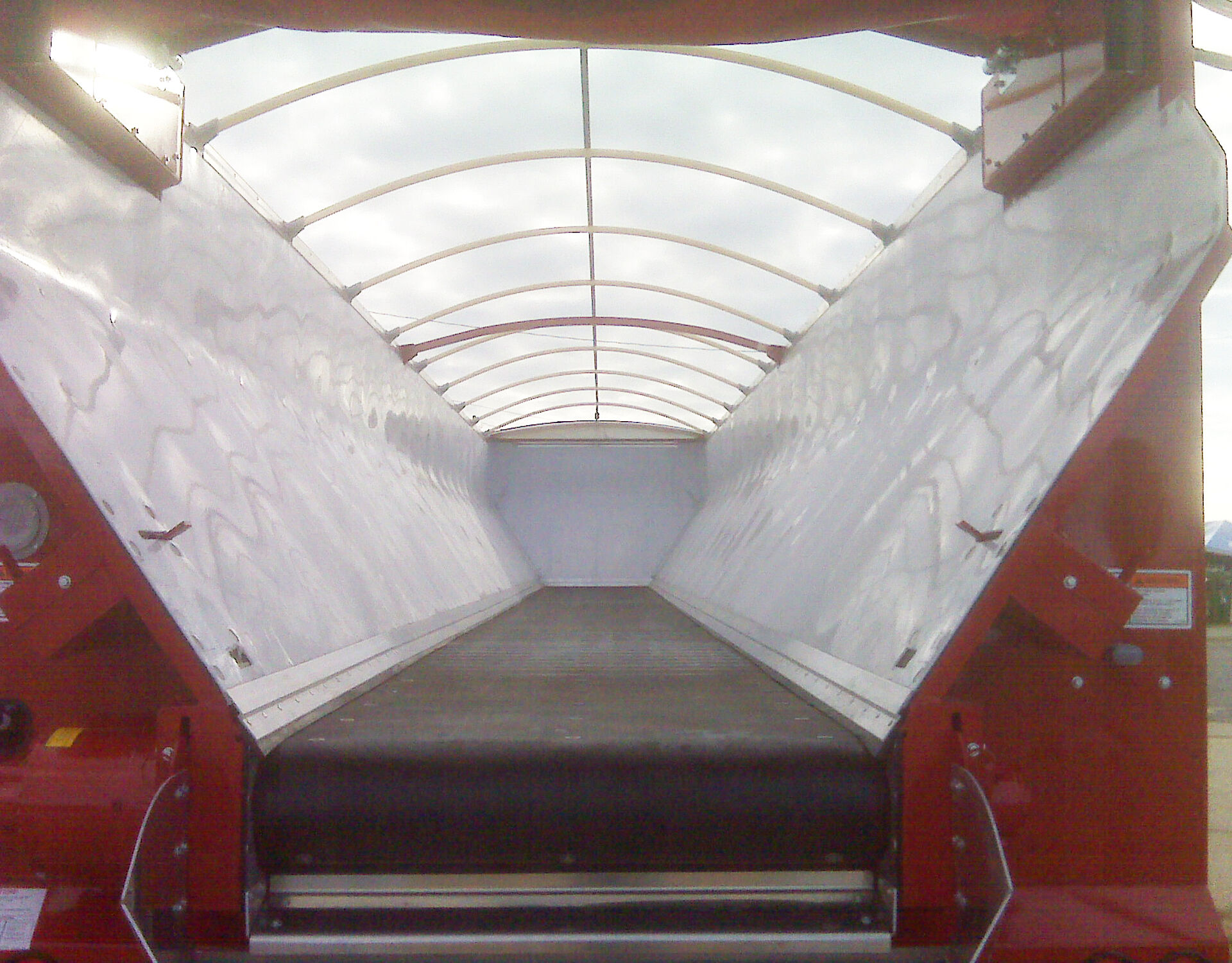 Dump Truck Bed Liners | Röchling US